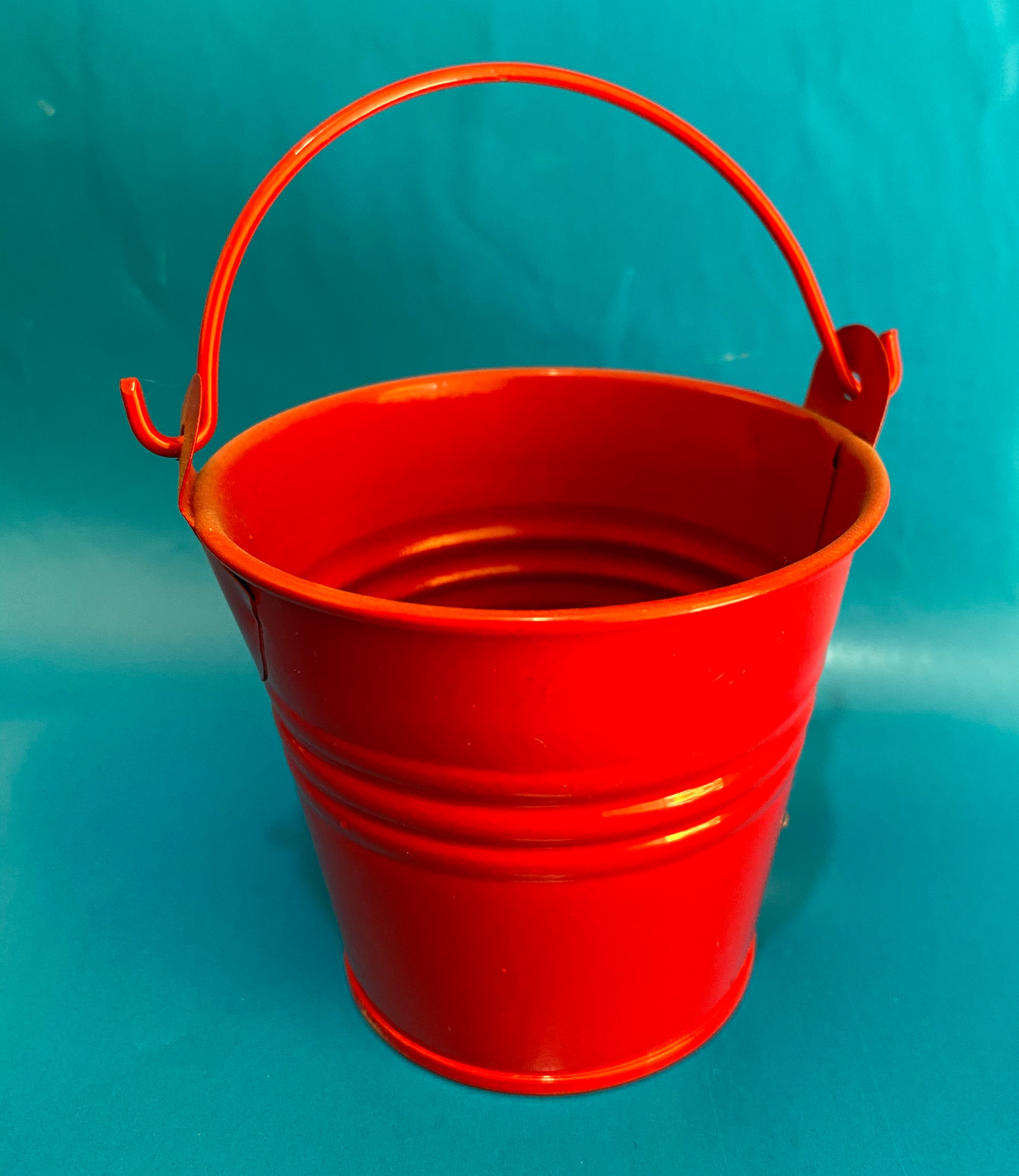 Balde Metálico Rojo